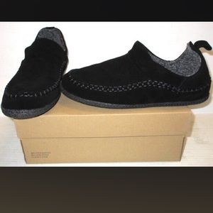 Clarks | Shoes | Clarks Pair Of Mens Suede V Throat Ankle Boot Fleece ...